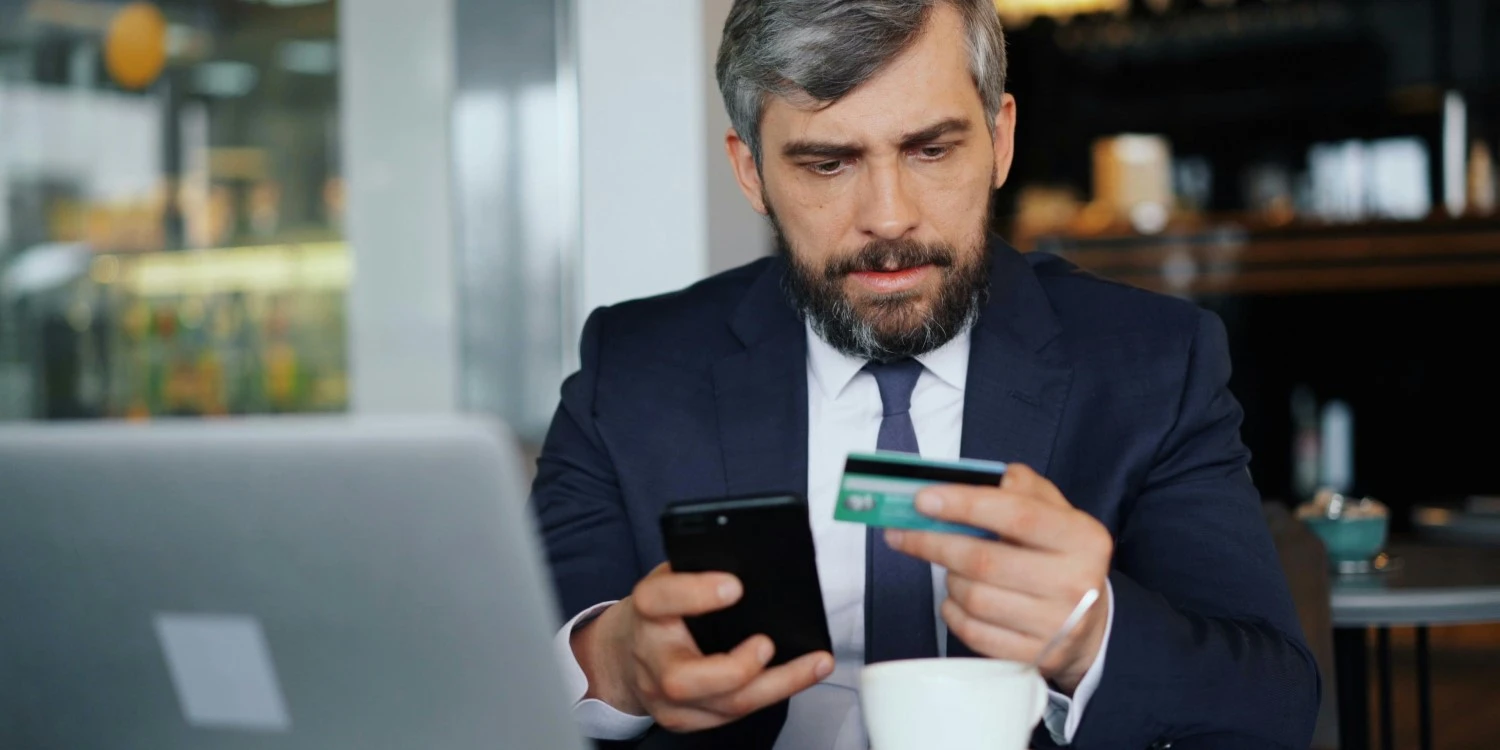 Bridging the Gap in Banking: Balancing Tradition and Tech | Banking Curated